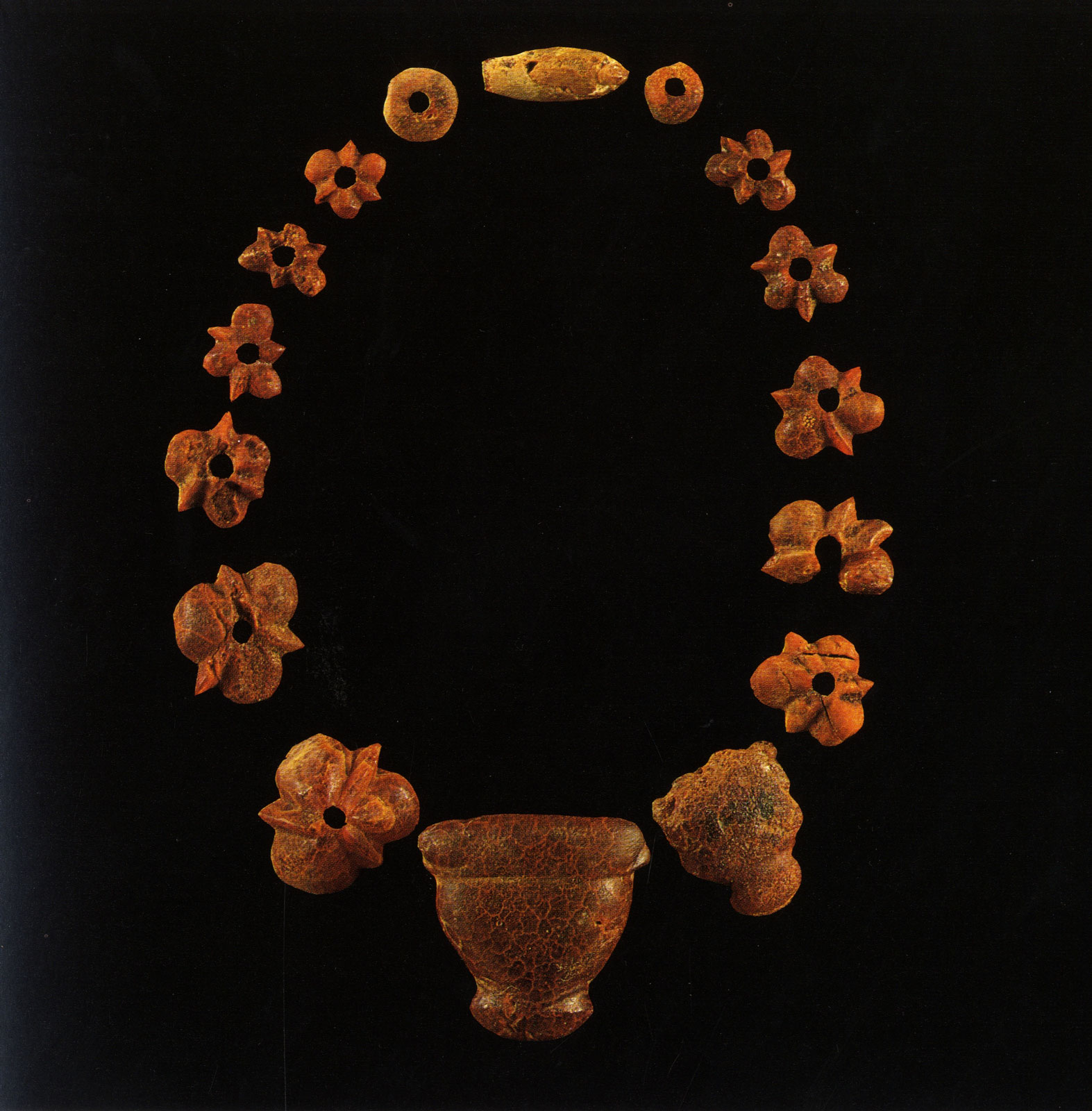 The Magic of Amber. Amulets and Jewellery from Magna Grecia and ...
